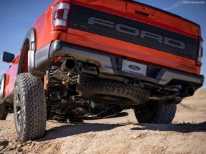 Ford Raptor 2025: Giá lăn bánh, Hình ảnh, Thông số & Trả góp
