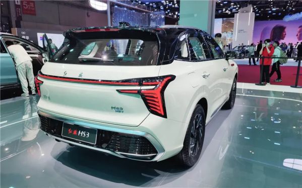 HongQi HS3 2025: Giá lăn bánh, Hình ảnh, Thông số & trả góp