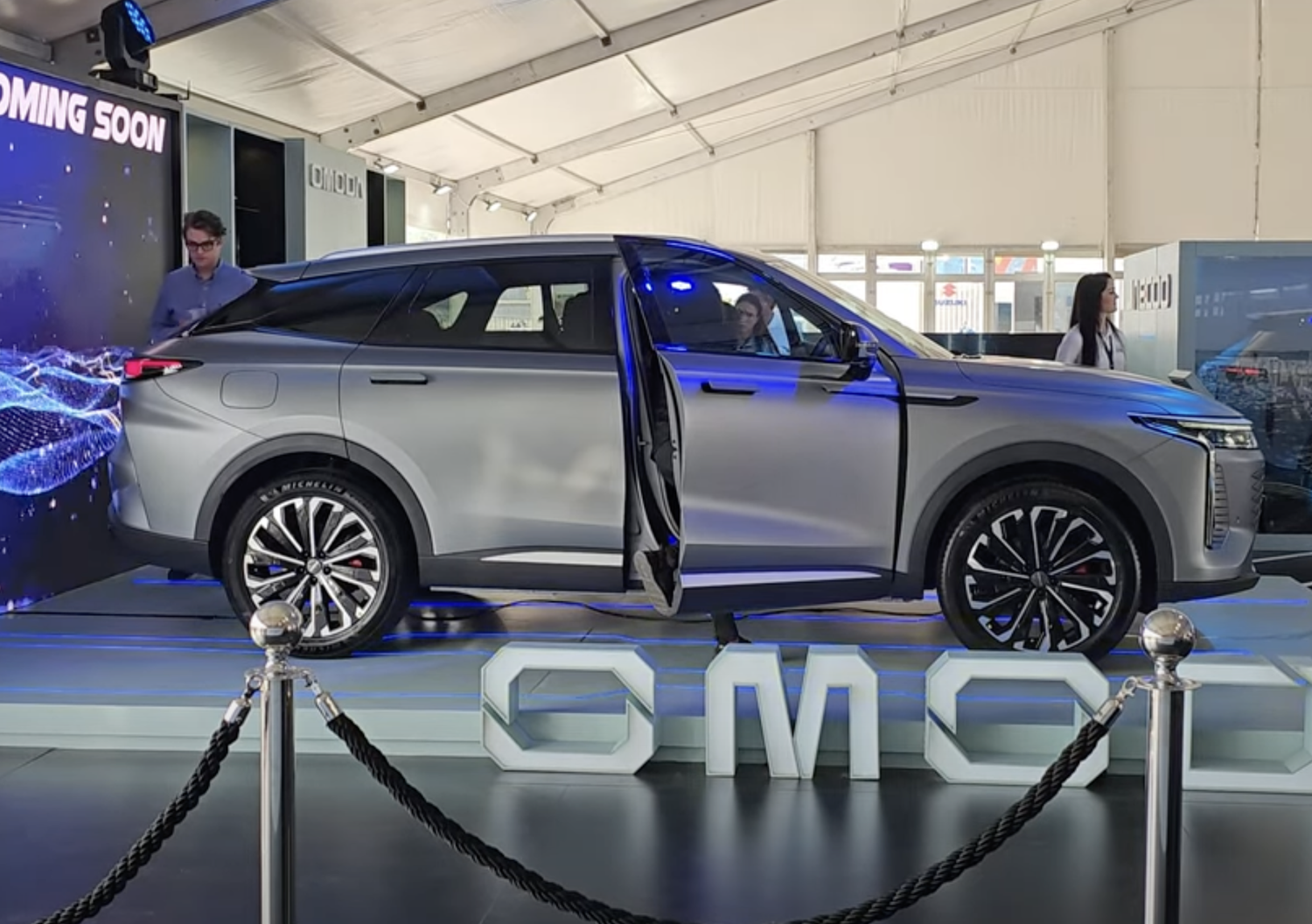 Omoda C9 2025: Giá lăn bánh, Hình ảnh, Thông số & Trả góp